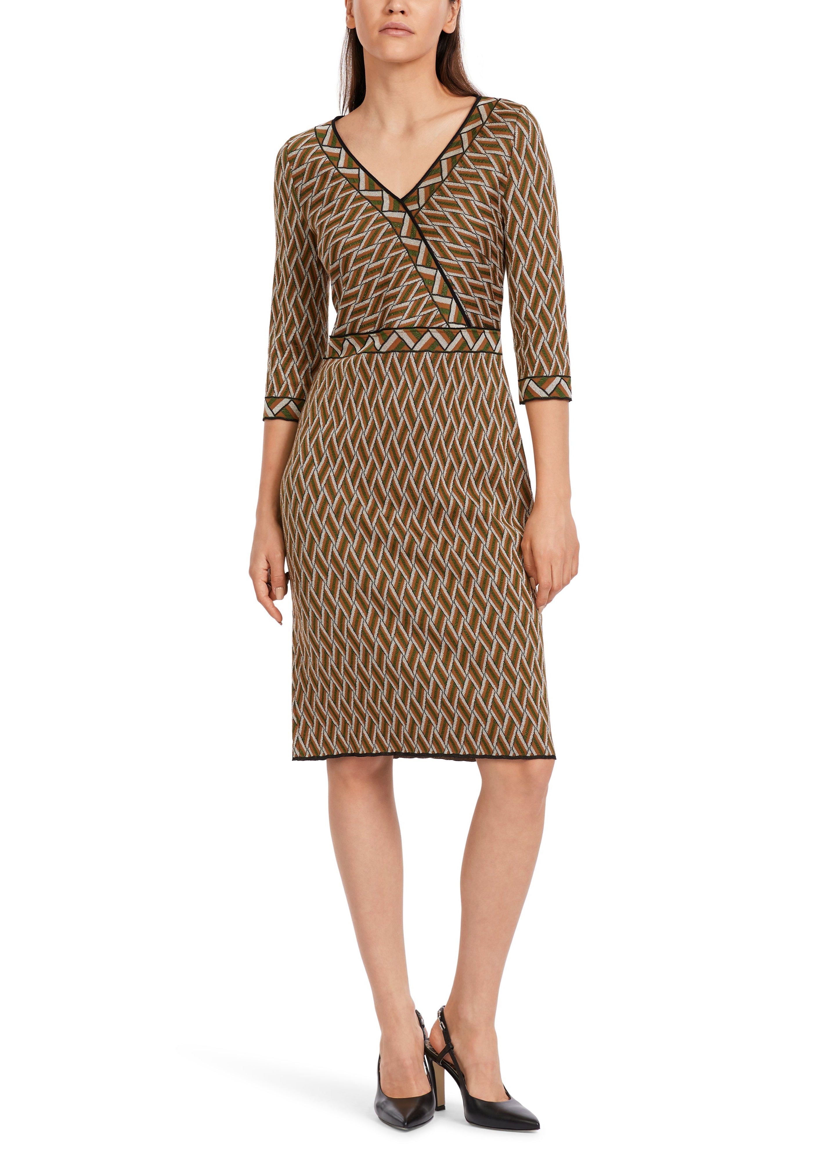 KNITTED DRESS IN JACQUARD WOVEN PATTERN – Moya Sydney